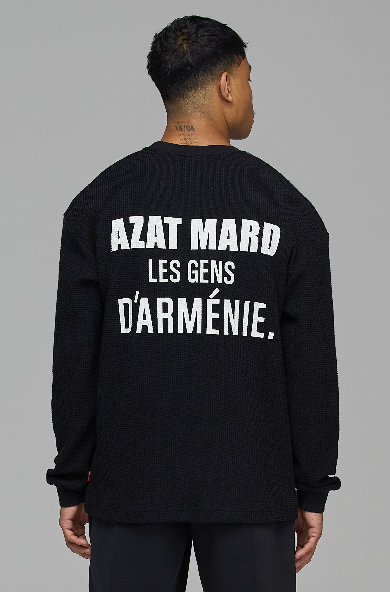 LES GENS BLACK RELAXED WAFFLE LONG SLEEVE T-SHIRT | Azat Mard